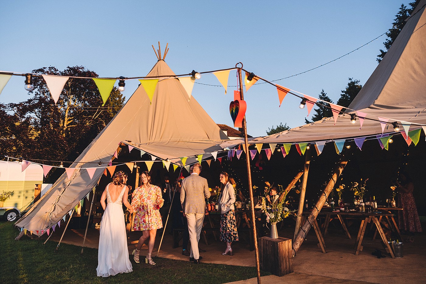 The Orchard at Munsley Wedding Photography -Relaxed, Joyful & Full of ...